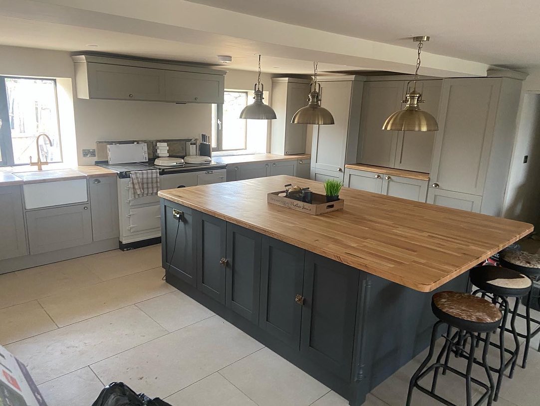 Barn conversion Kitchen, Living areas and bathrooms - Italian Tiles Outlet