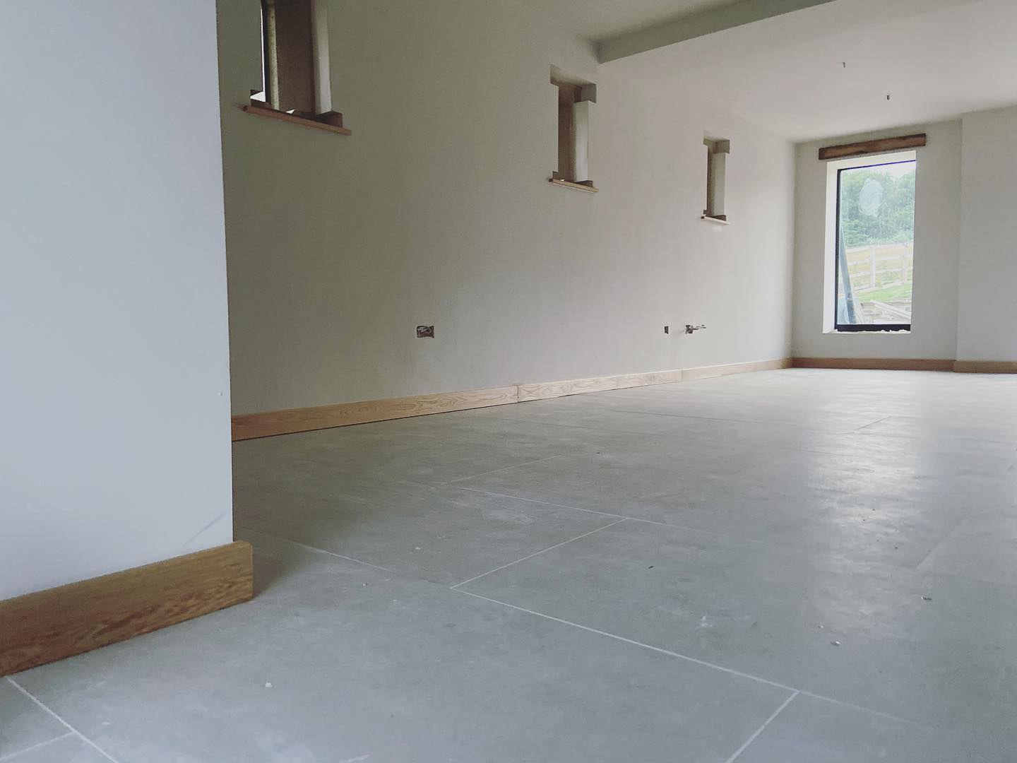 Barn conversion Kitchen, Living areas and bathrooms - Italian Tiles Outlet